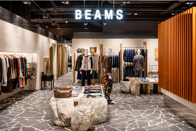 ビームス、台湾・台北に「BEAMS F」など初投入の4レーベルを扱う大人向け新店舗をオープン|ECzine（イーシージン）
